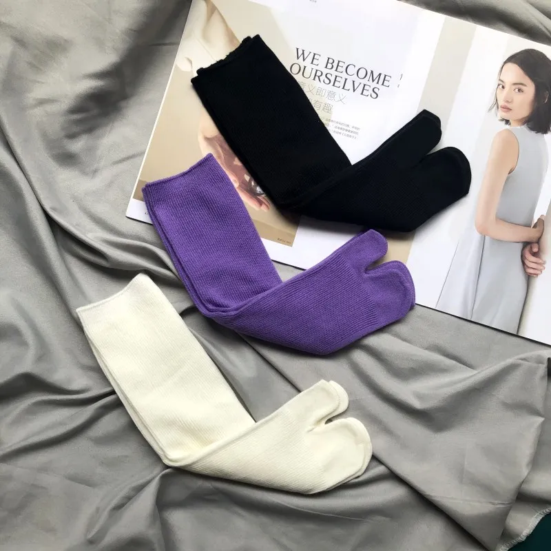 Premium Combed Cotton Split Toe Socks: Comfortable & Stylish Tabi Socks ...