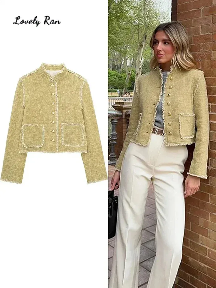 Elegant Tweed Jacket: Classic Women's Fashion Coat with Tassels ...