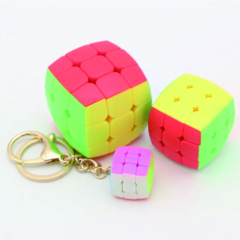 DHgate.com:Mini 3x3x3 Magic Puzzle Cube Keychain with 3D Stress Relief ...
