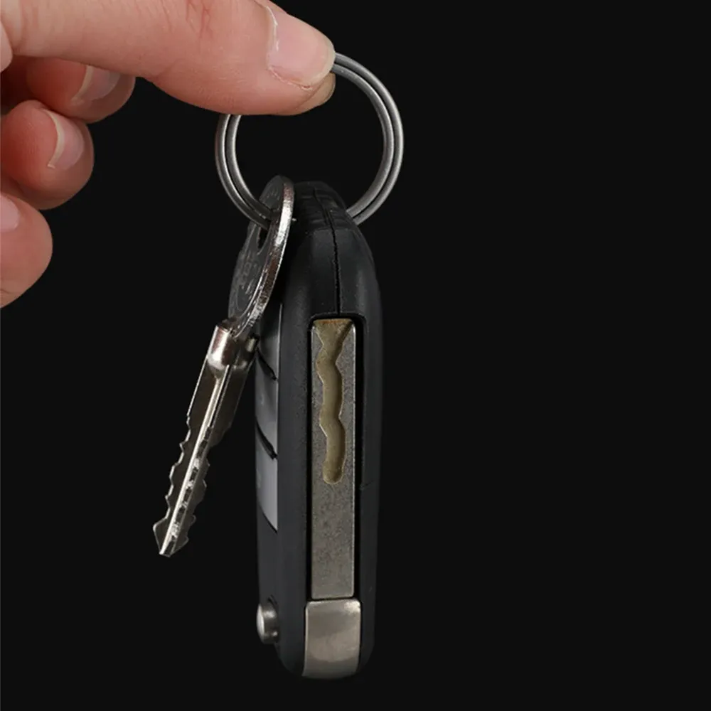 Titanium Alloy Key Ring Super Lightweight Durable Car Keychain Buckle ...