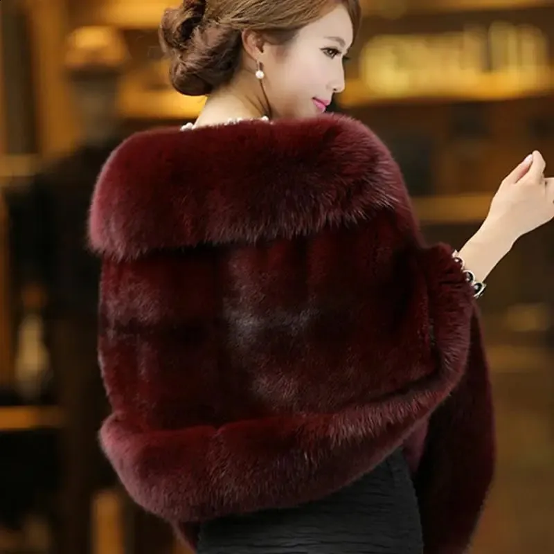 Fluffy Fox Fur Shawl Vest: Elegant Winter Wedding Fur Cape Shawl for ...