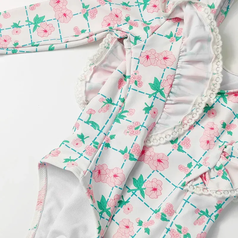 DHgate.com:Long Sleeve Ruffle Kids Swimsuit | UV Protection, Rash Guard ...