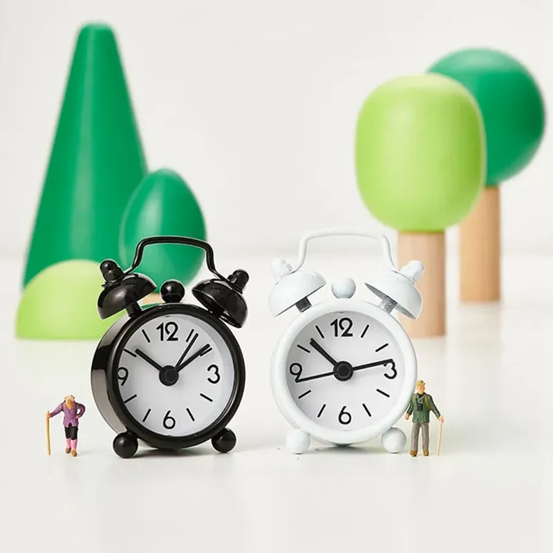 Mini Metal Clock: Antique Style, Portable Desk Decor - Perfect for Home ...