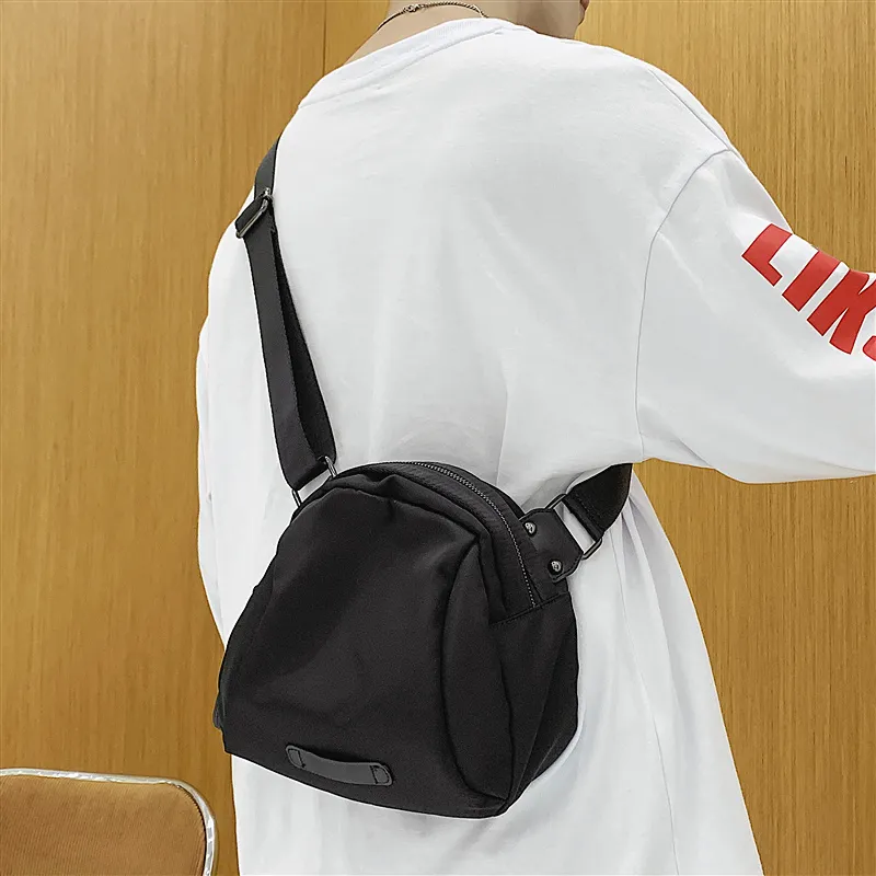 DHgate.com:Black Leather Messenger Bag for Men - Casual, Simple, and ...