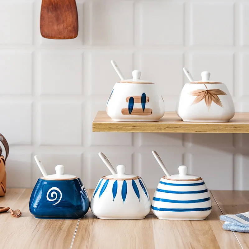 Japanese Style Ceramic Salt And Pepper 's Wife Salt Shaker Creative ...