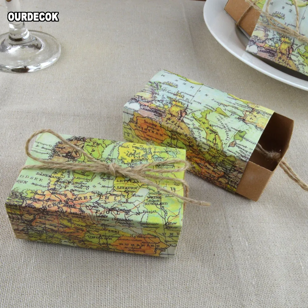 25-Piece World Map Cuboid a candy box with String