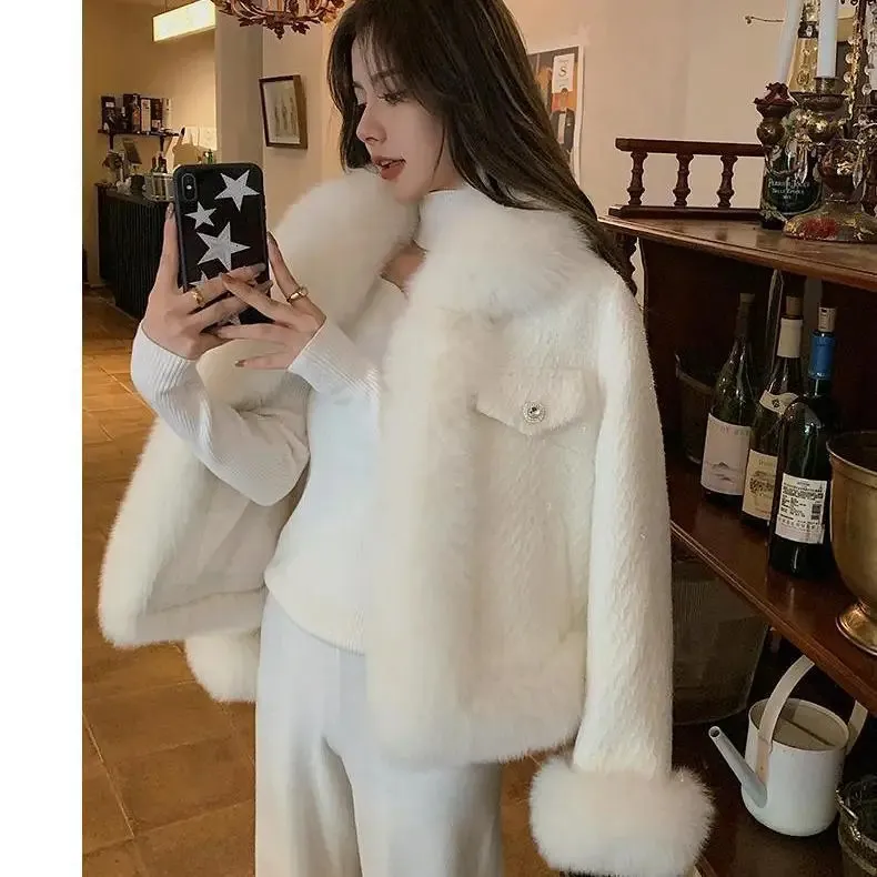 BOBO Women's Sparkling Wool Fur White Fur Coat Small Fragrant And ...