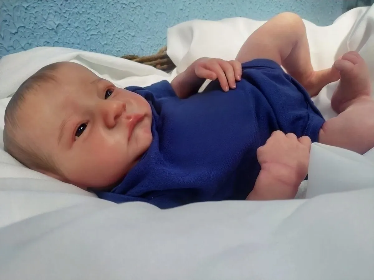 45cm Realistic Reborn Baby Doll: Soft Silicone Vinyl, Lifelike 3D Skin ...