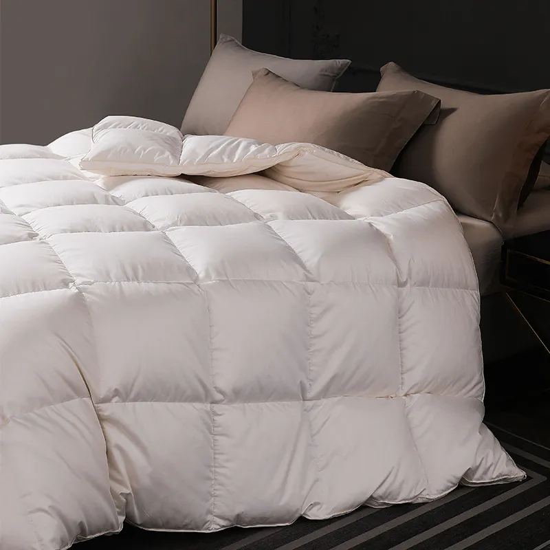 5A White Goose Down Comforter: Luxurious, Double-Sized, Winter Bedding ...