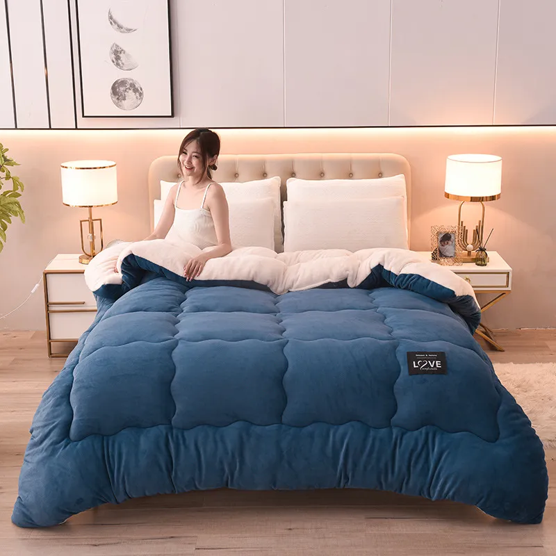 Thick Velvet Double Duvet Quilt: Very Warm Winter Bed Comforter with ...