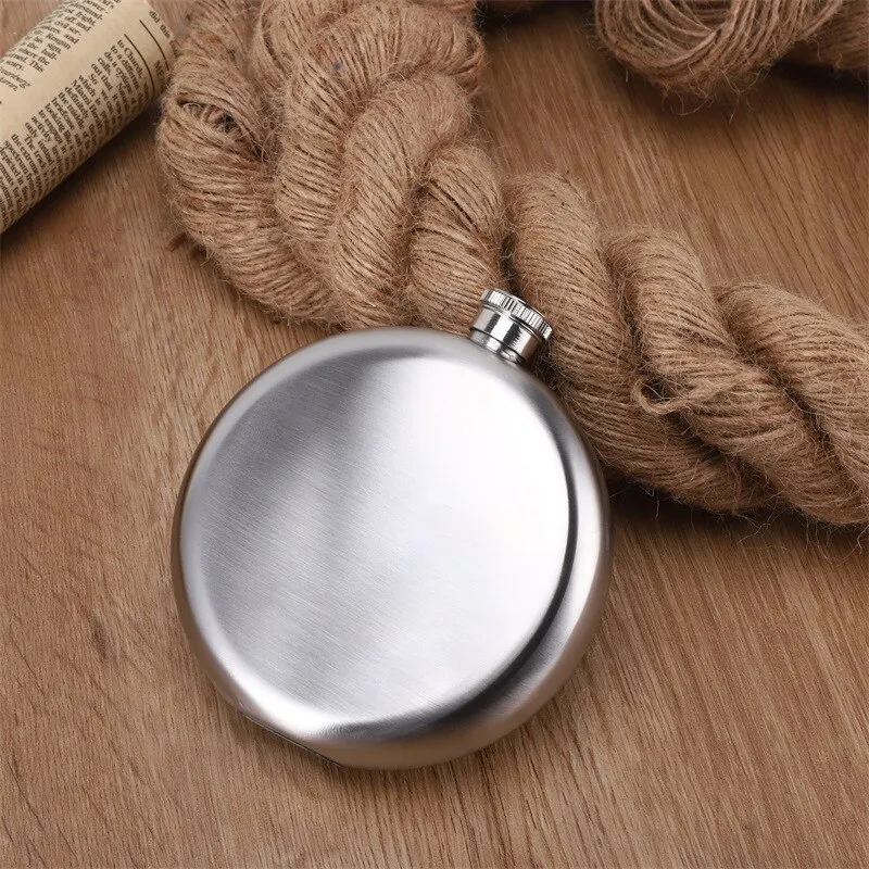 Stainless Steel Hip Flask for Alcohol - Leakproof Liquor Flask for Men ...