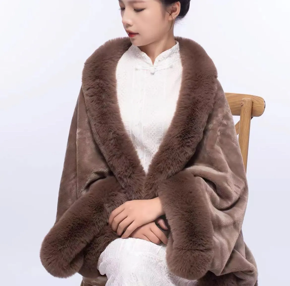 DHgate.com:2024Womens 5-Color Faux Rabbit Fur Oversize Batwing Sleeves ...