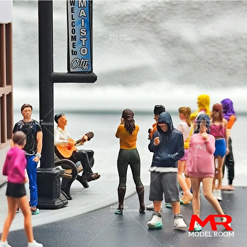 Handmade 1/64 Scale Pedestrian Tourist Car Model with...