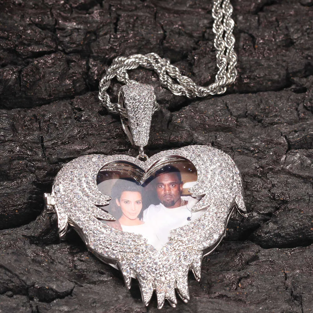 Custom cubic zirconia pendants store