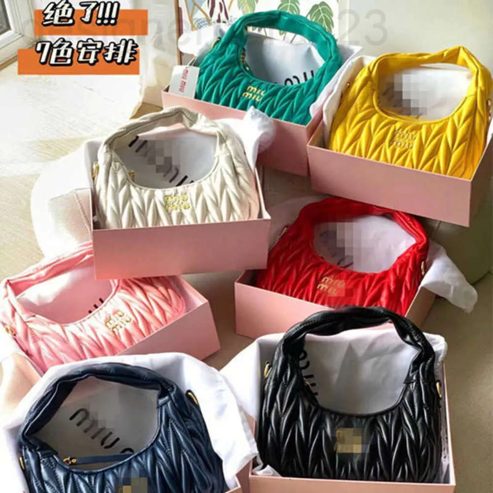 DHgate.com:Designer bag Tote bags Womens miusmius logo bags Capacity ...