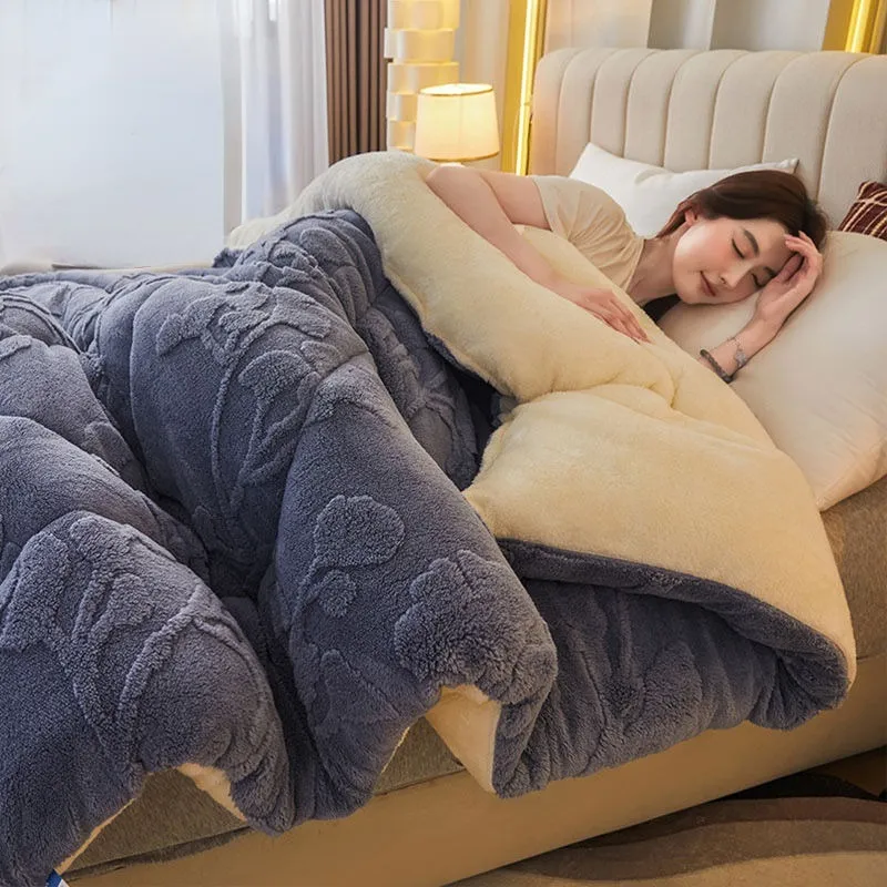 Winter Warmth: Cashmere Feel Quilt - Thick Flannel, Lambswool Velvet ...