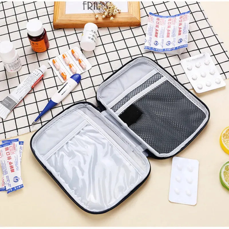 Travel Medical Kit Bag: Portable First Aid Emergency Organizer for ...