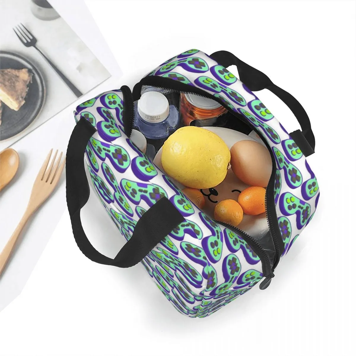 Gamer's Delight Insulated Lunch Bag - Video Game Controller Design ...