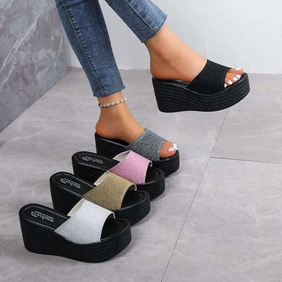 Designer Hawaiian Peep Toe House Wedge Slippers For Ladies For Women ...