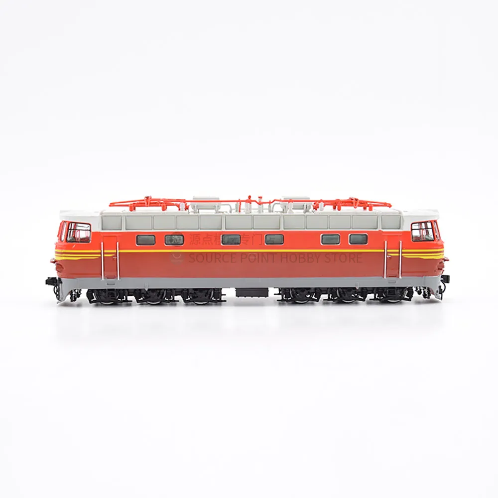 Soviet CHS4 Electric Locomotive 1/87 Scale Plastic Model Train Railway ...