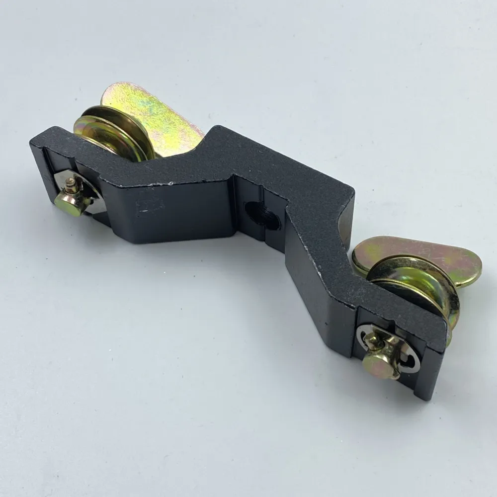 DJ Light Clamps: 106mm Pitch Moving Head Fast Lock Clamp Aluminum ...