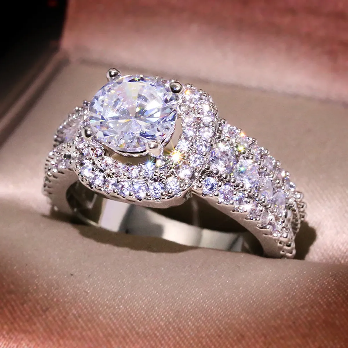DHgate.com:Exquisite Cubic Zirconia Ring: Sparkling Elegance for ...