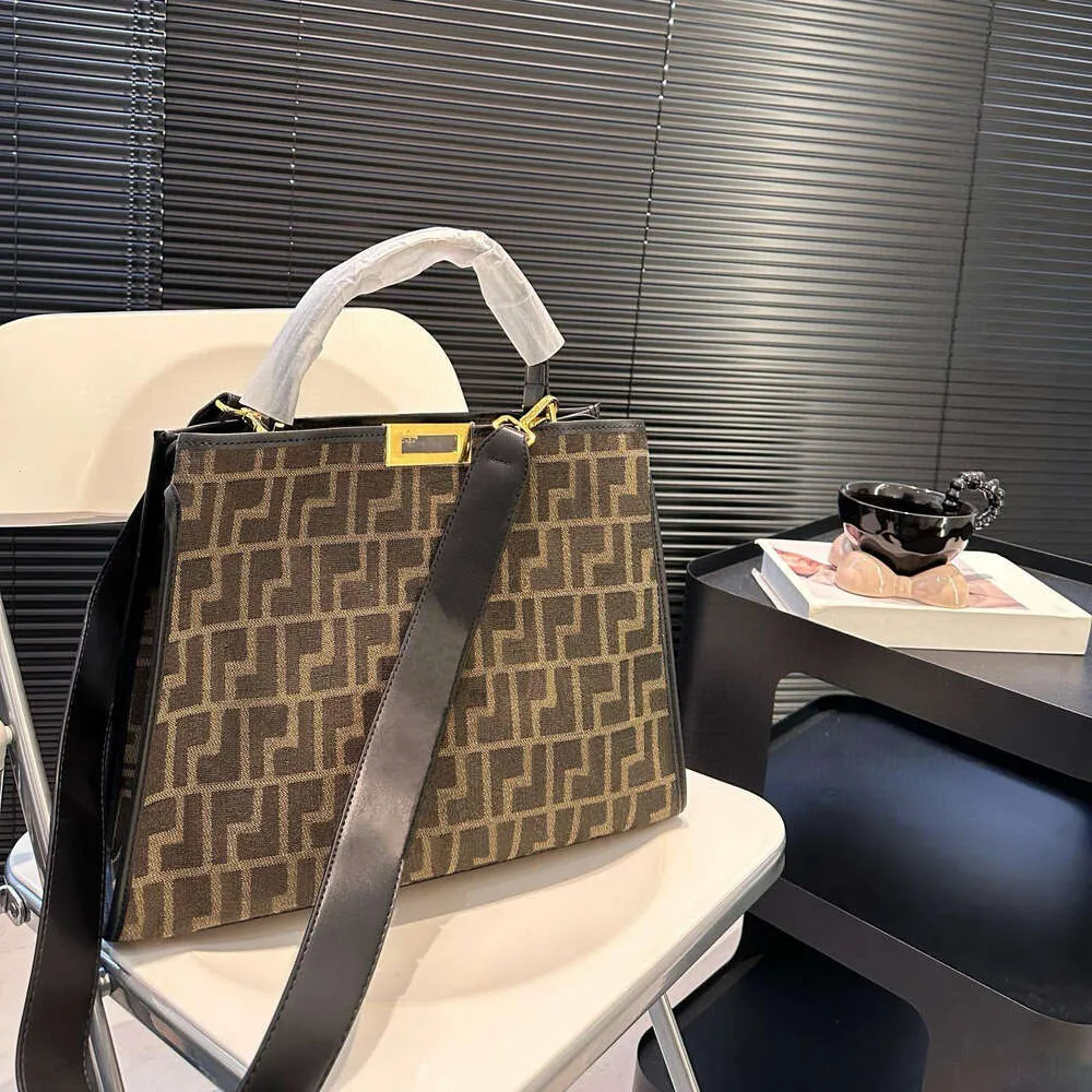 Designer Flip Bags To Go For Women And Men Versatile Underarm Tote With ...