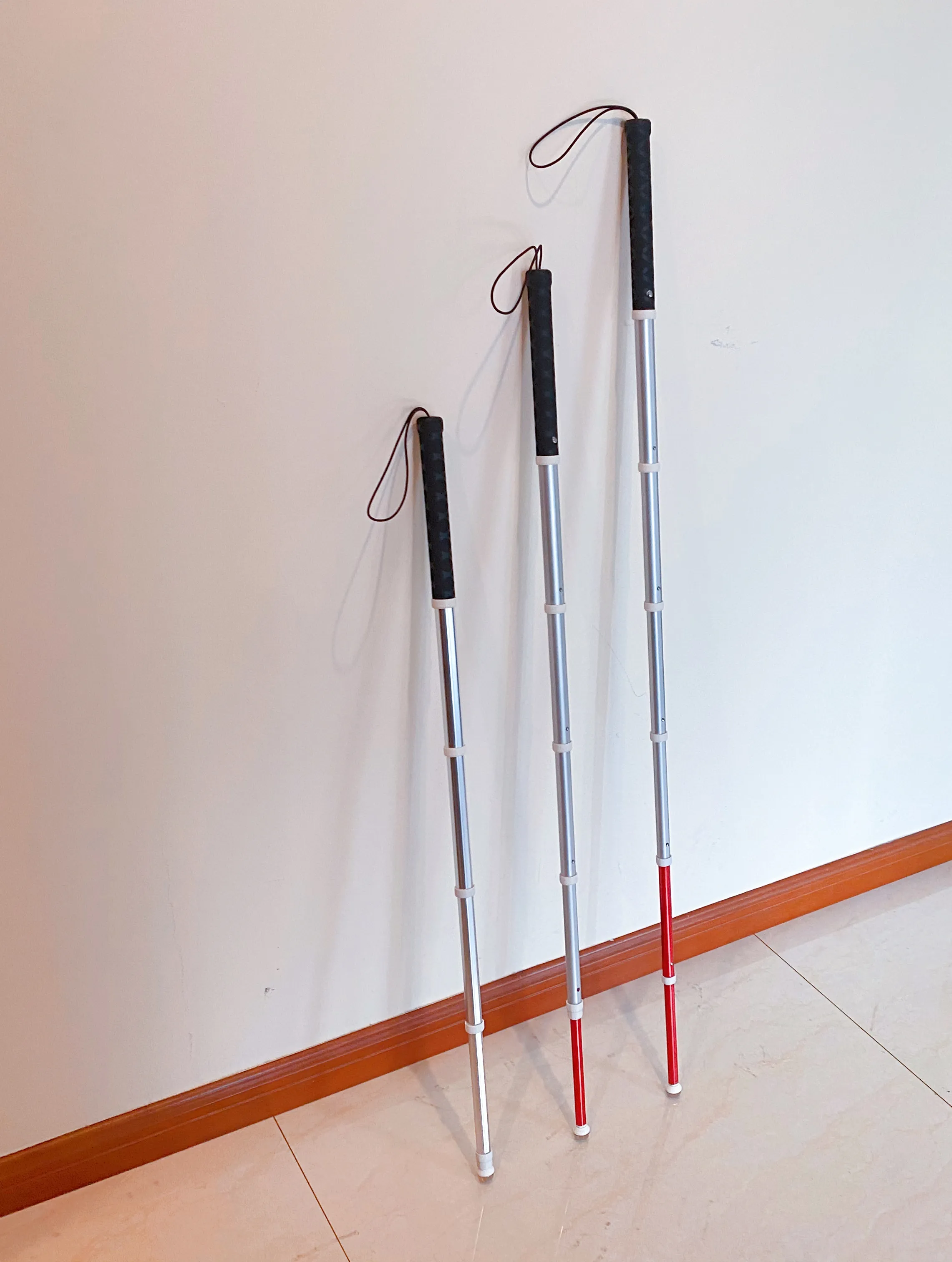 Titanium Retractable Cane: 29-125cm Telescopic Hiking Pole ...