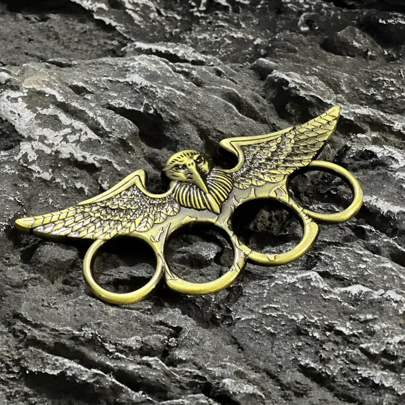 Four-Finger Owl Claw Self-Defense Buckle: Discreet Legitimate Defense ...