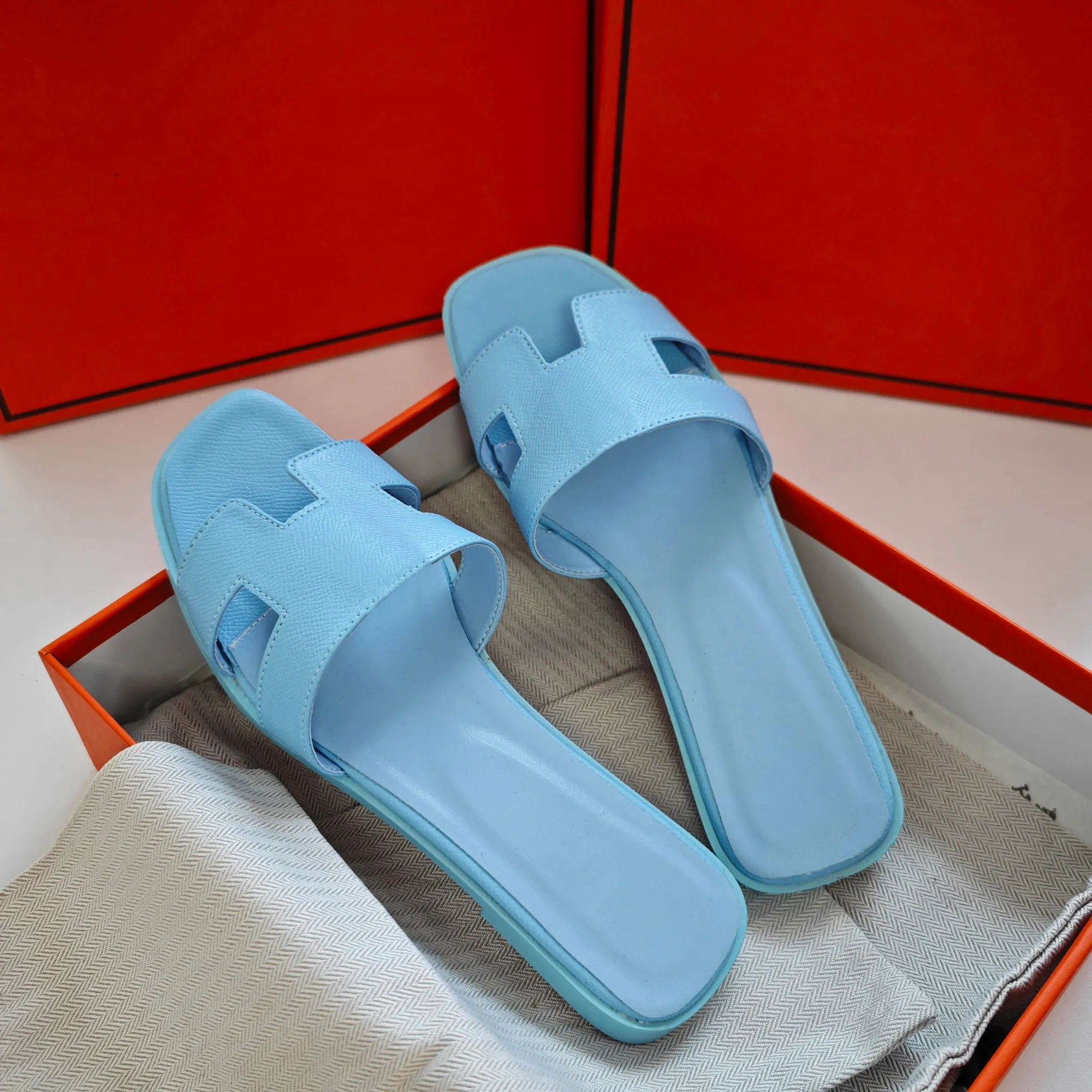 Designer Leather Slides With Cartoon Big Head And Flat Heel For Women ...