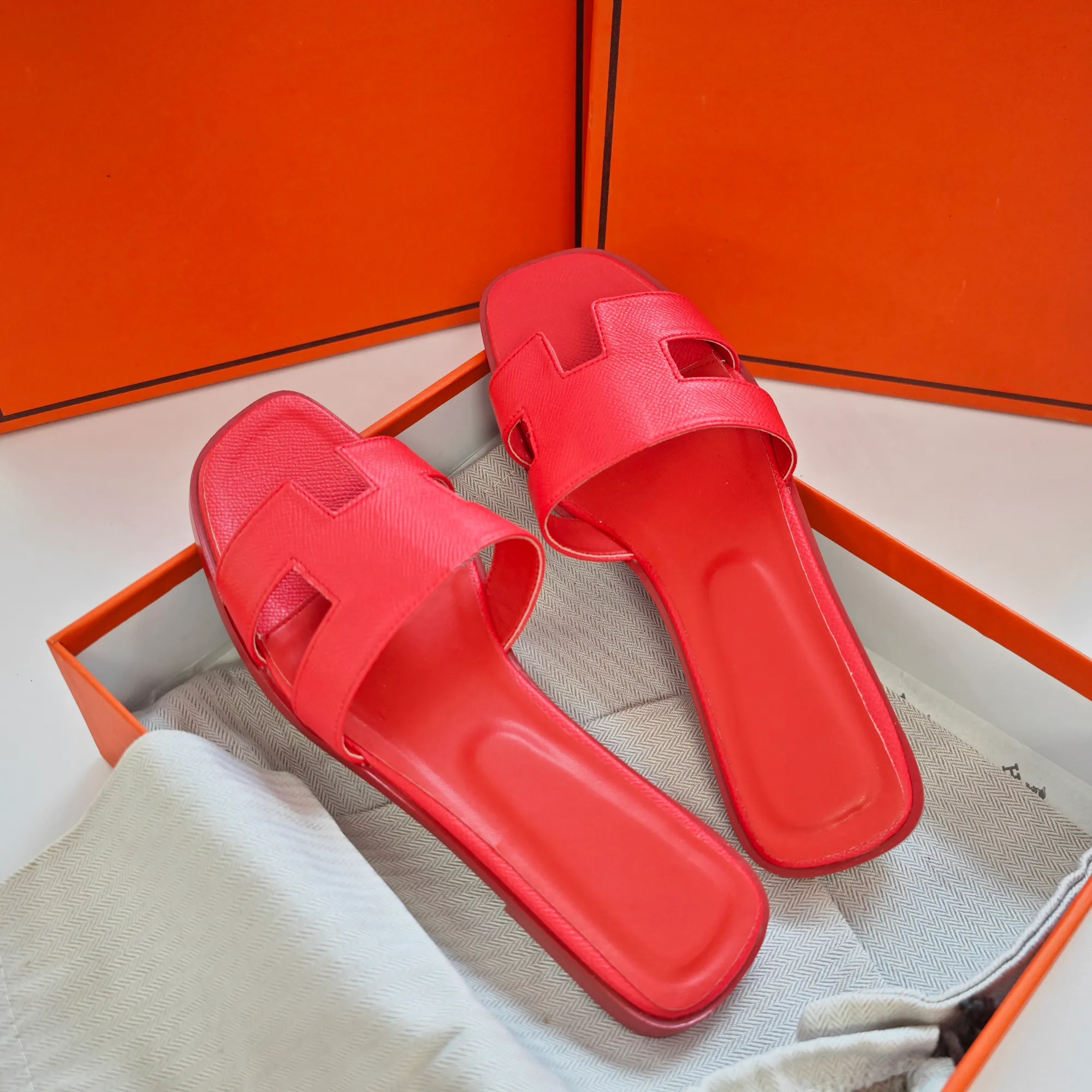 Designer Leather Slides With Cartoon Big Head And Flat Heel For Women Summer Fashion Mens ...