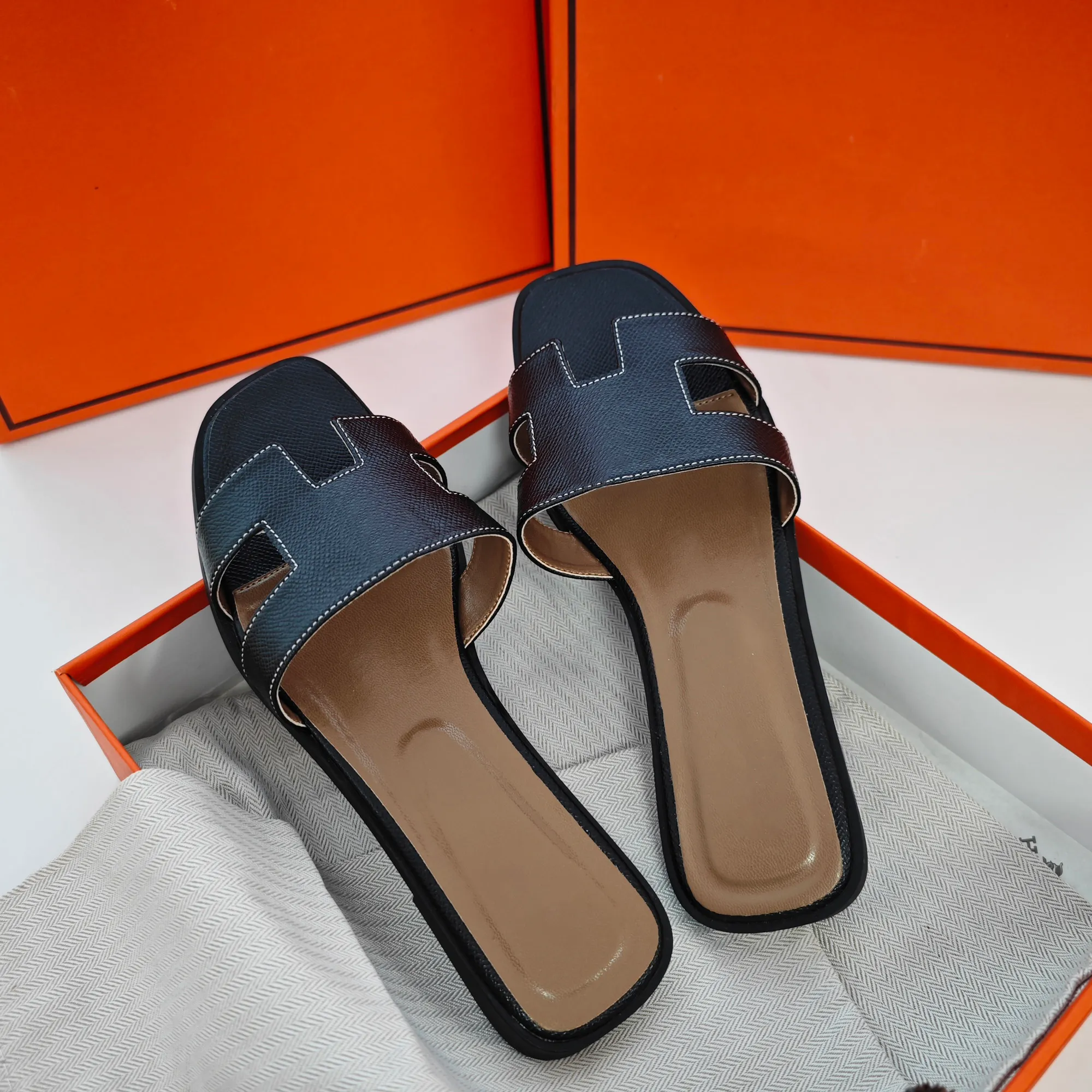 Designer Leather Slides With Cartoon Big Head And Flat Heel For Women Summer Fashion Mens ...