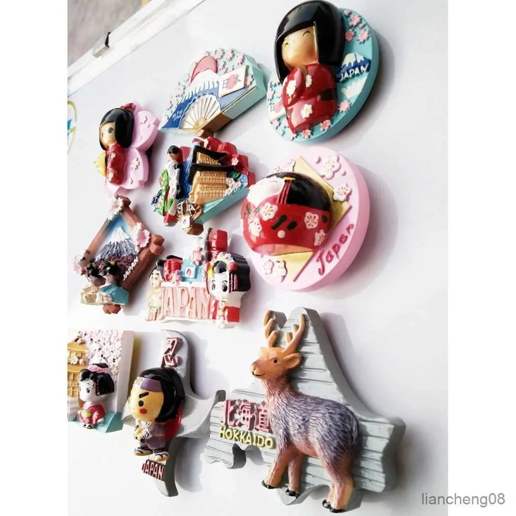 Refrigerator magnet stickers Japanese tourist souvenir lucky cat Tokyo ...