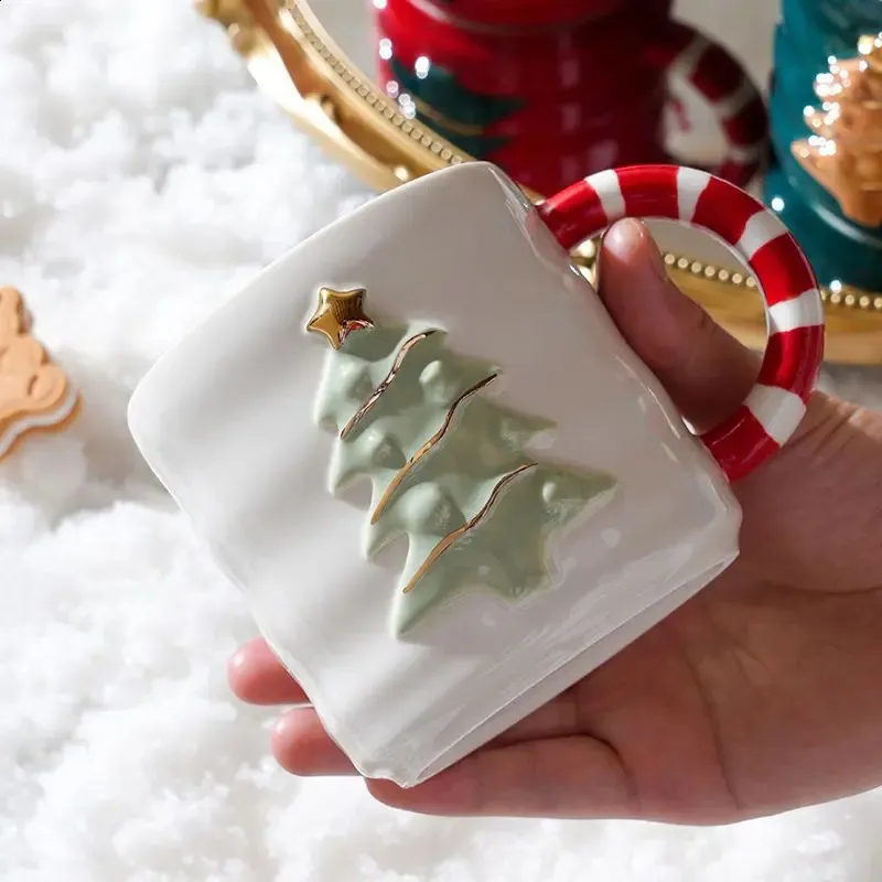 Embossed Christmas Ceramic Mug with Lid & Spoon | Festive Holiday ...