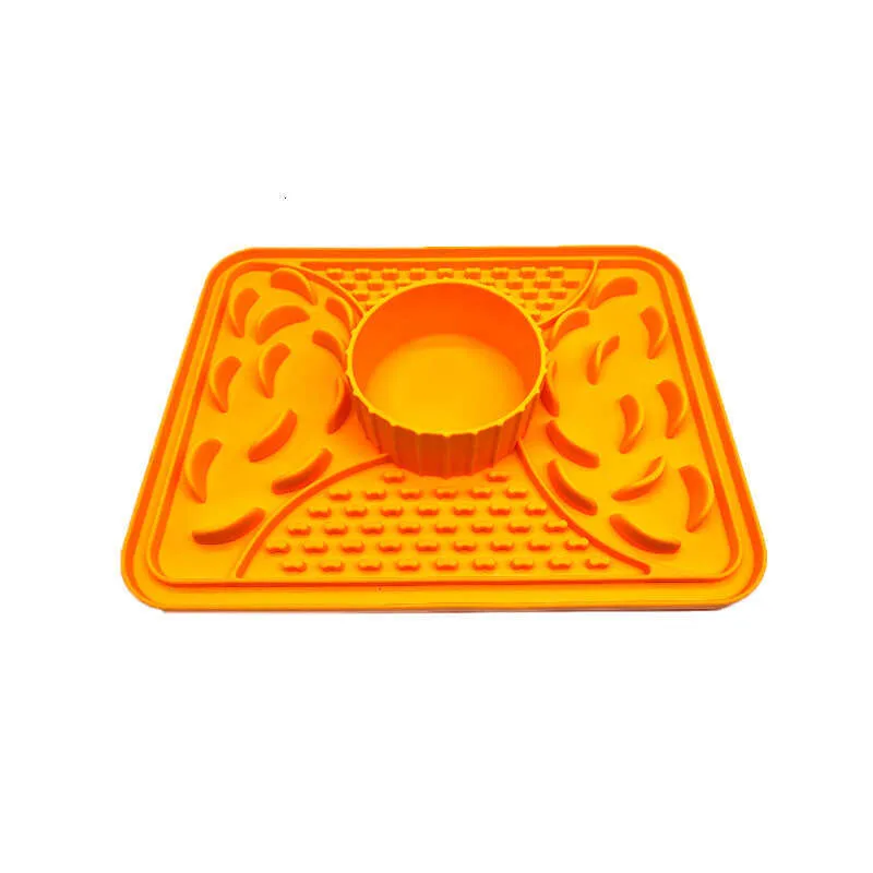 Pet Feeding Zone: Spill-Proof Silicone Pet Mat for Food & Water Bowls ...