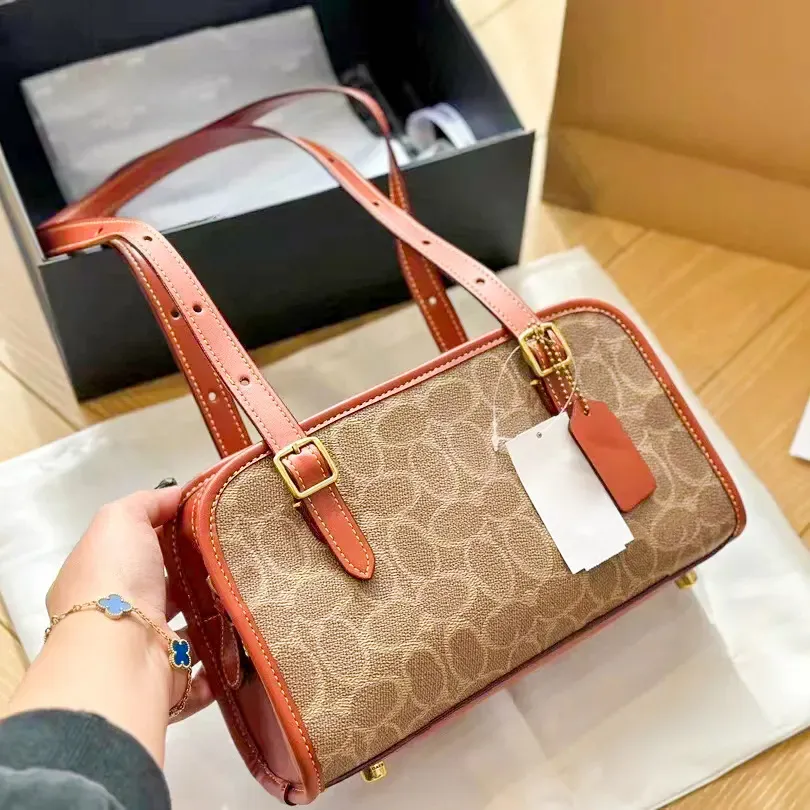 DHgate.com:Womens and Mens Designer Shoulder Tabby Bag, Luxury Leather ...