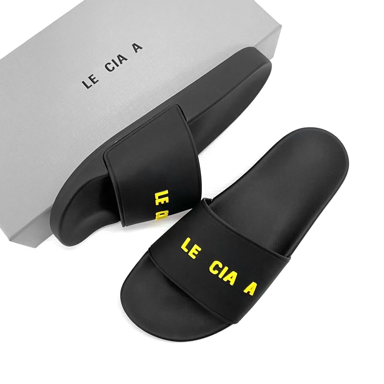 Designer Unisex Pool Slide Black Slide Sandals With Rubber Sole Perfect ...