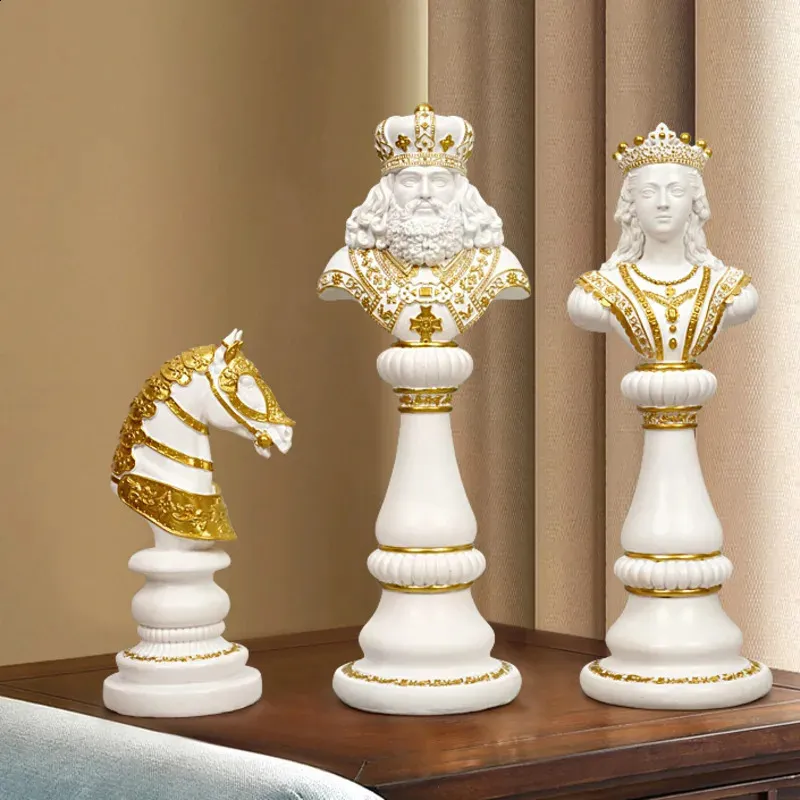 Knight Figures Resin Chess Set: King, Queen, Knight Sculpture Ornaments ...