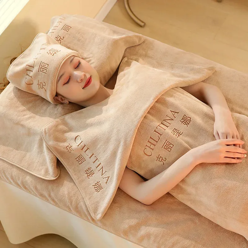 Customizable Skin Chest Pillow Talk Towels For Spa Salon And Bathtub ...