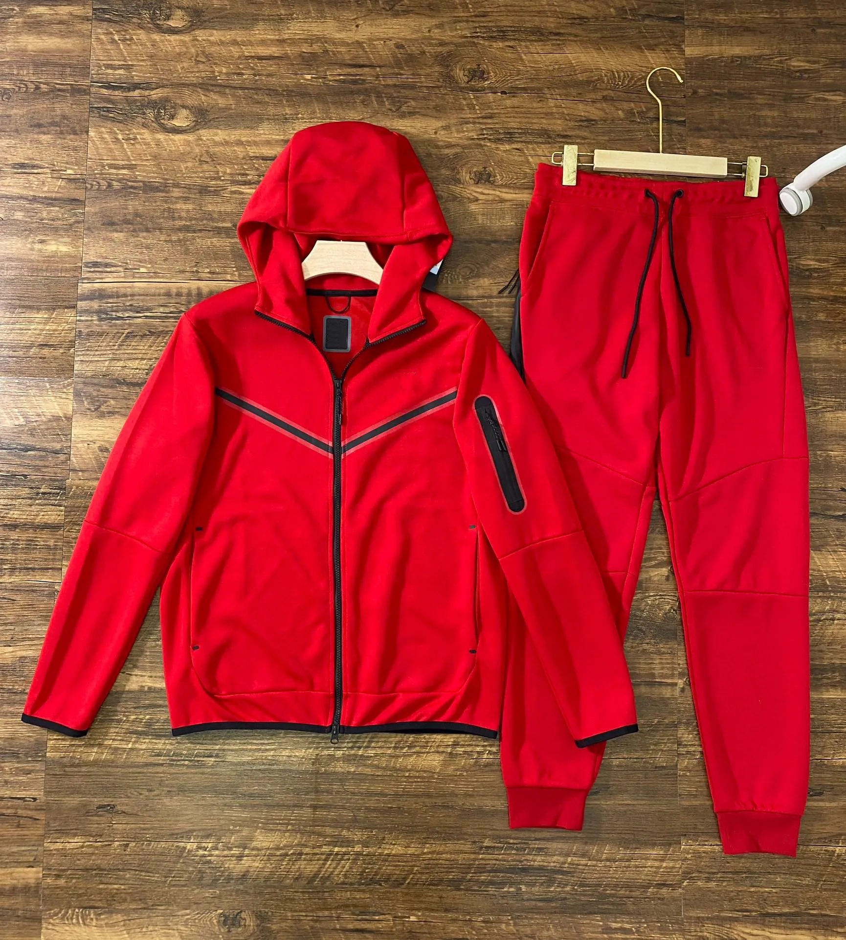 Designer Tracksuit, Short Tracksuit: Lightweight Spring Colored Classic ...