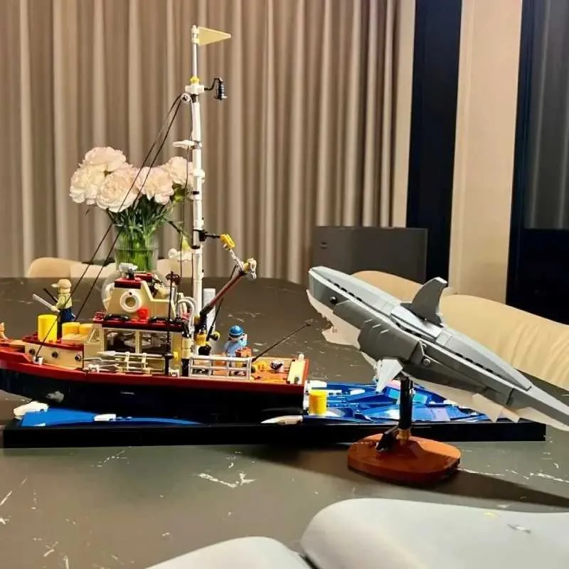 Js Diorama Boat Shark Pirate Ship blocks house - Compatible with ...
