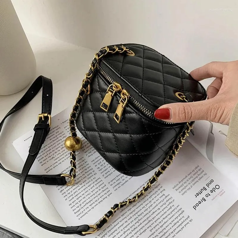 DHgate.com:Elegant Knitted Small Chain Flap Shoulder Bag for Women:Bags ...