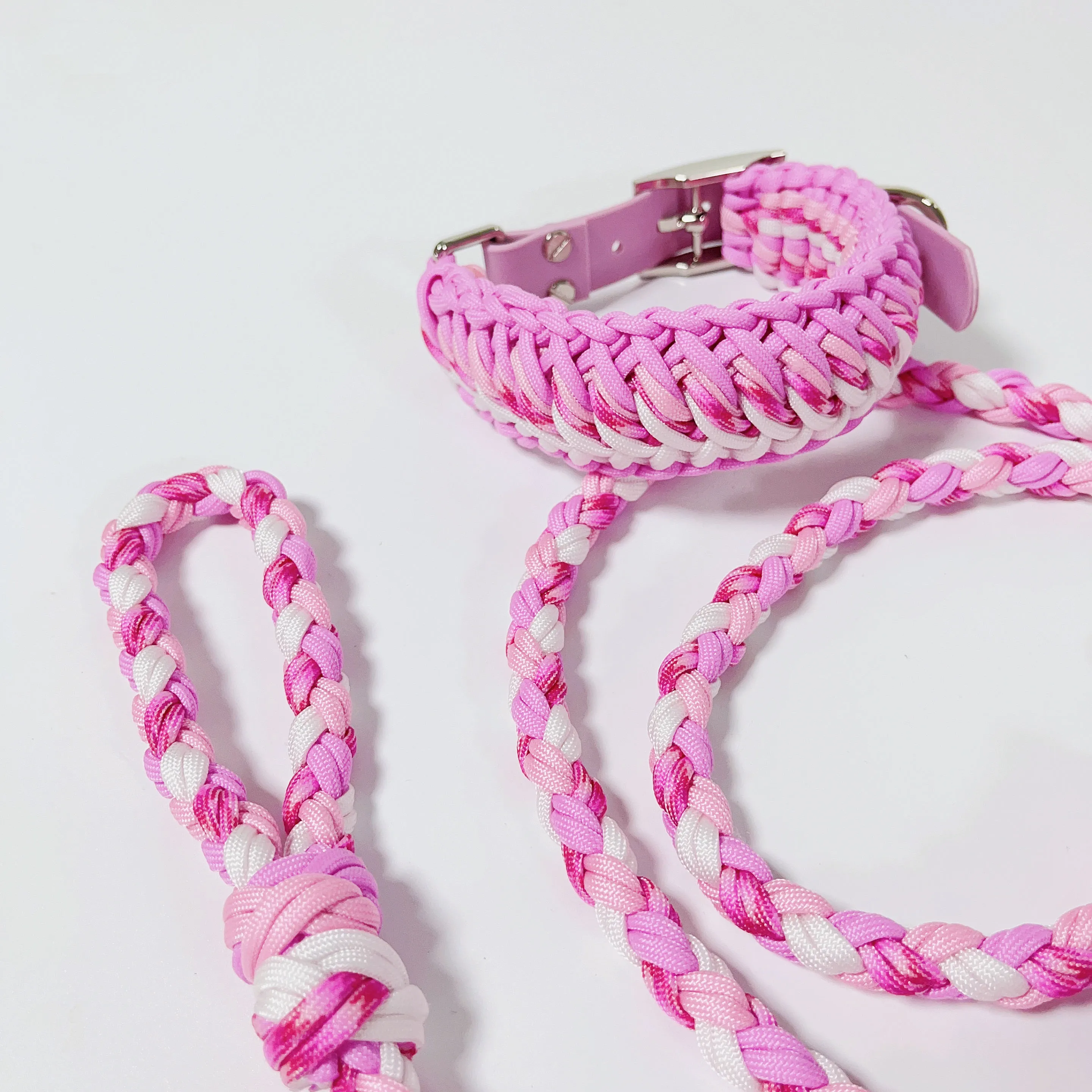 DHgate.com:Handmade Adjustable Paracord Dog Leash with Carabiner - Braided Rope Lead & Collar ...