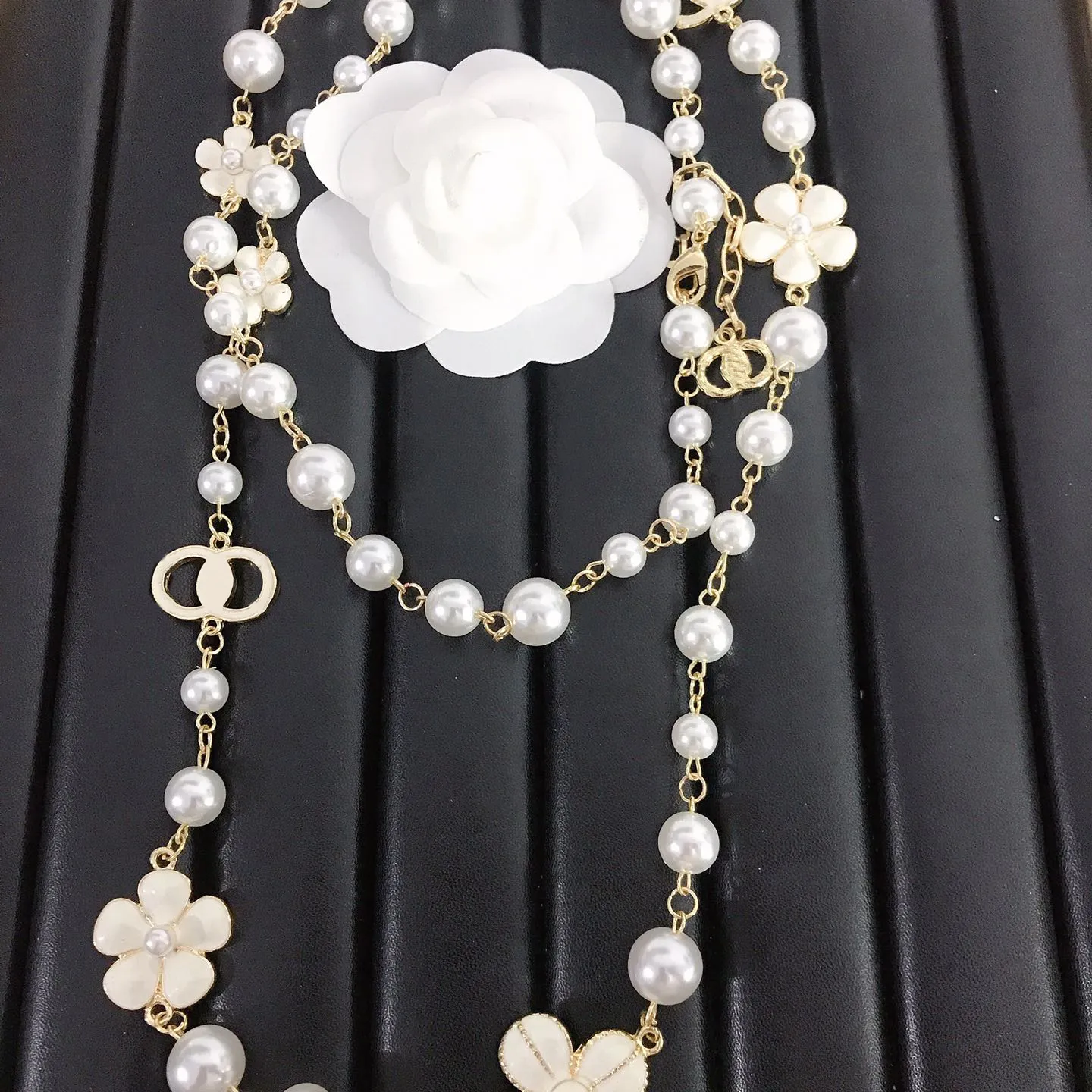 Exquisite Pearl Design Elegant Temperament Women High... From ...