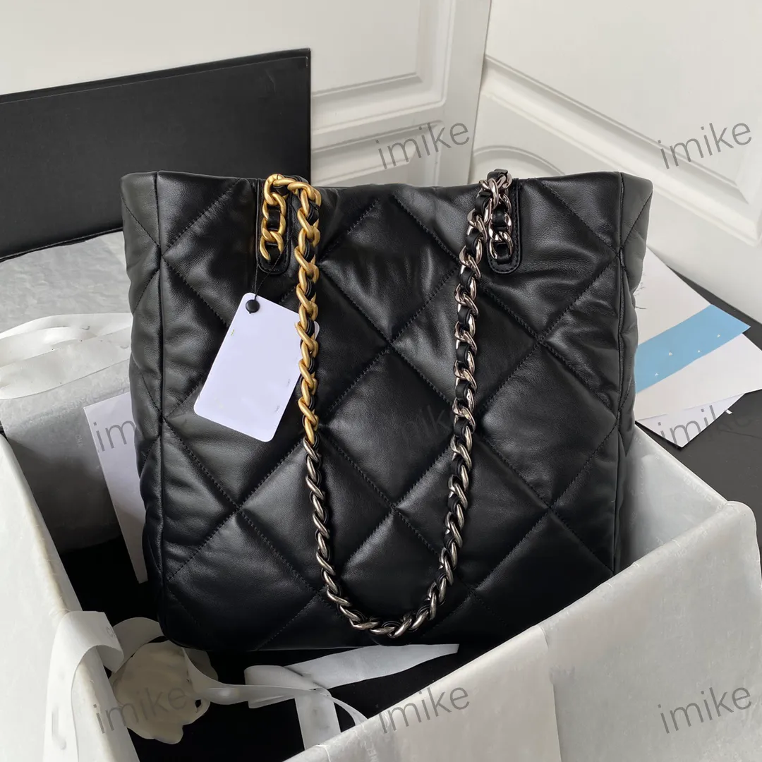 Elegant Women's Tote Bag With Chain And Leather Strap Accents Designer ...