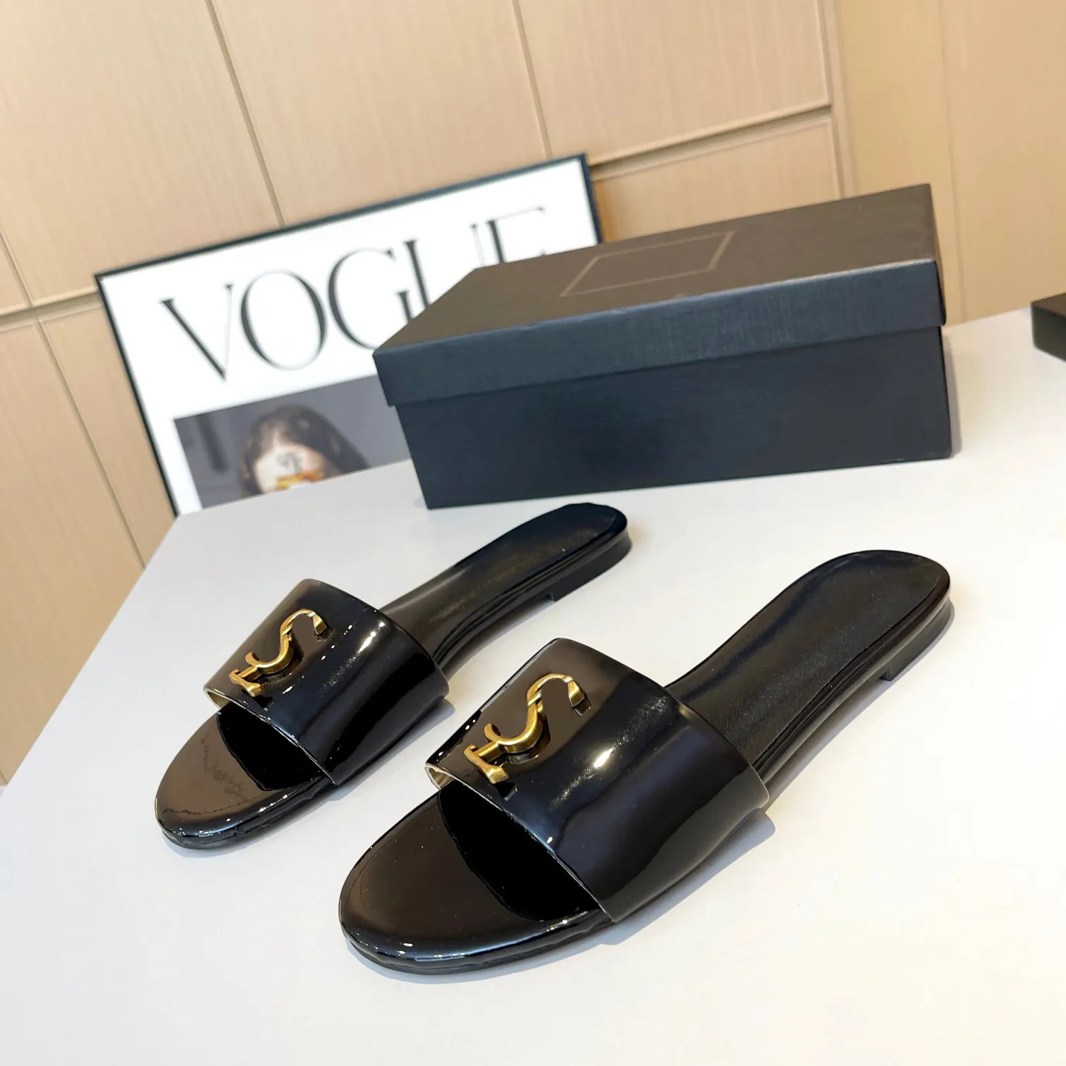 Luxury Designer Slides For Men And Women Thick Bottom Black Slide ...