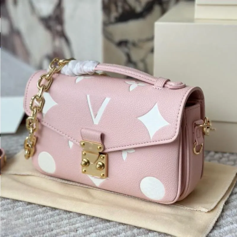 24ss Womens Designer Metis Light Pink Shoulder Bag With Diagonal ...