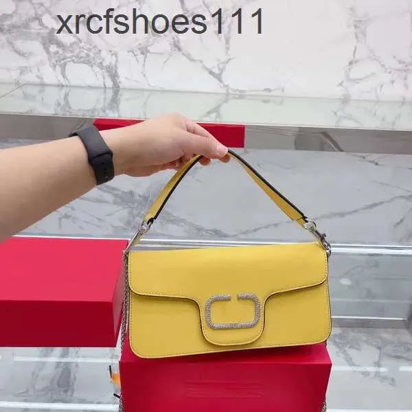 Designer V Shaped Bag With Diagonal Chain And Water Buckle Loco Magic ...