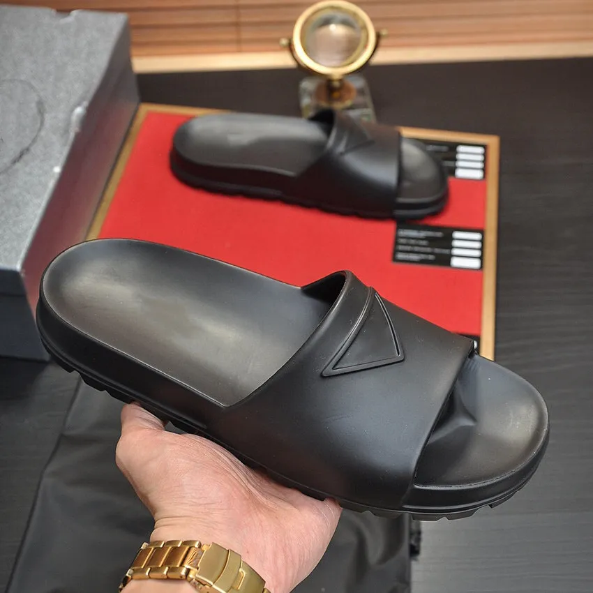 Designer Slides Sandals: Fashion Summer Slippers for Men and Women With ...