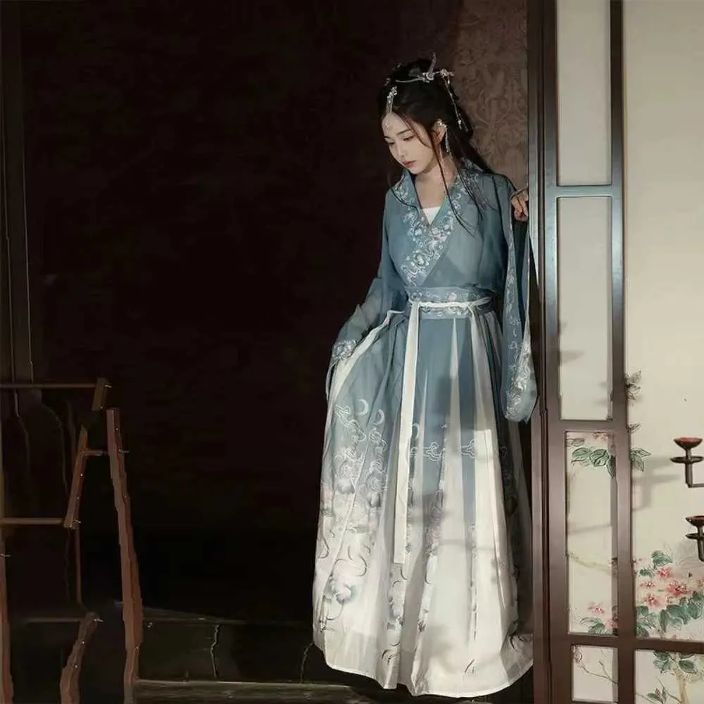 Chinese Traditional Hanfu Cosplay Robe Dance Set For Women Tang Dynasty ...
